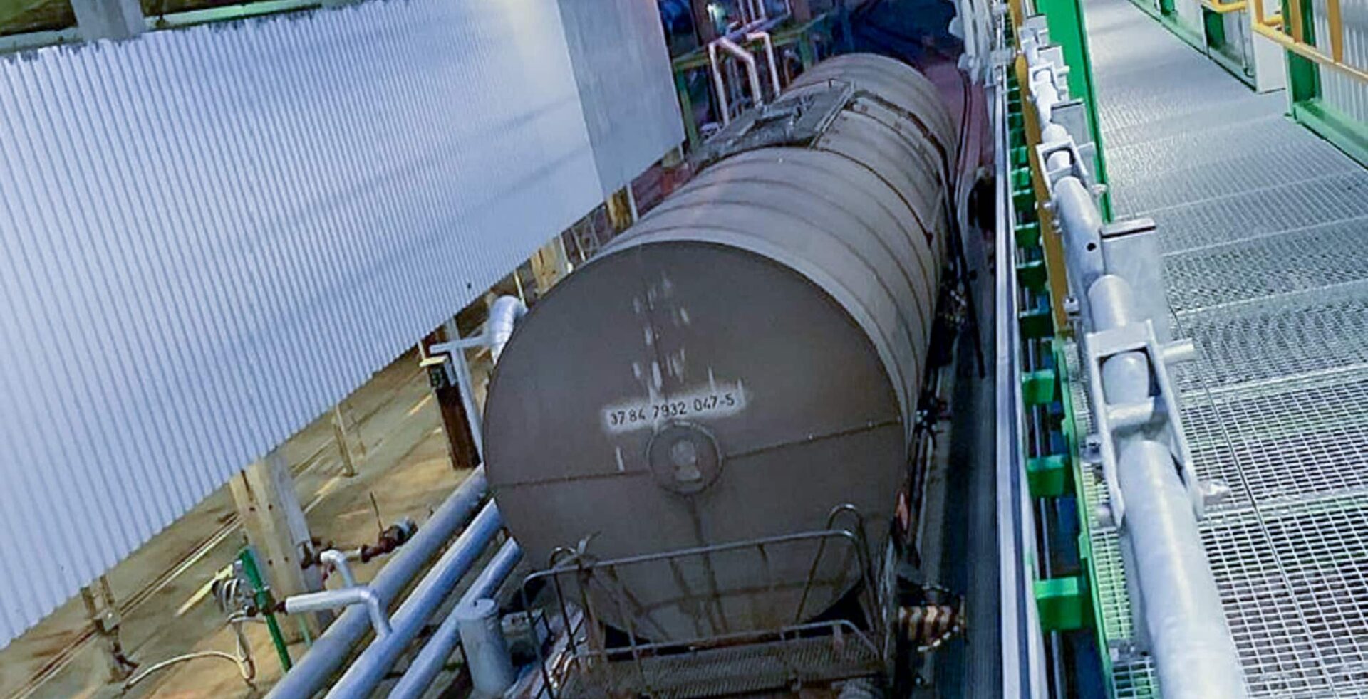 Customised filters for unloading tank wagons - Faudi